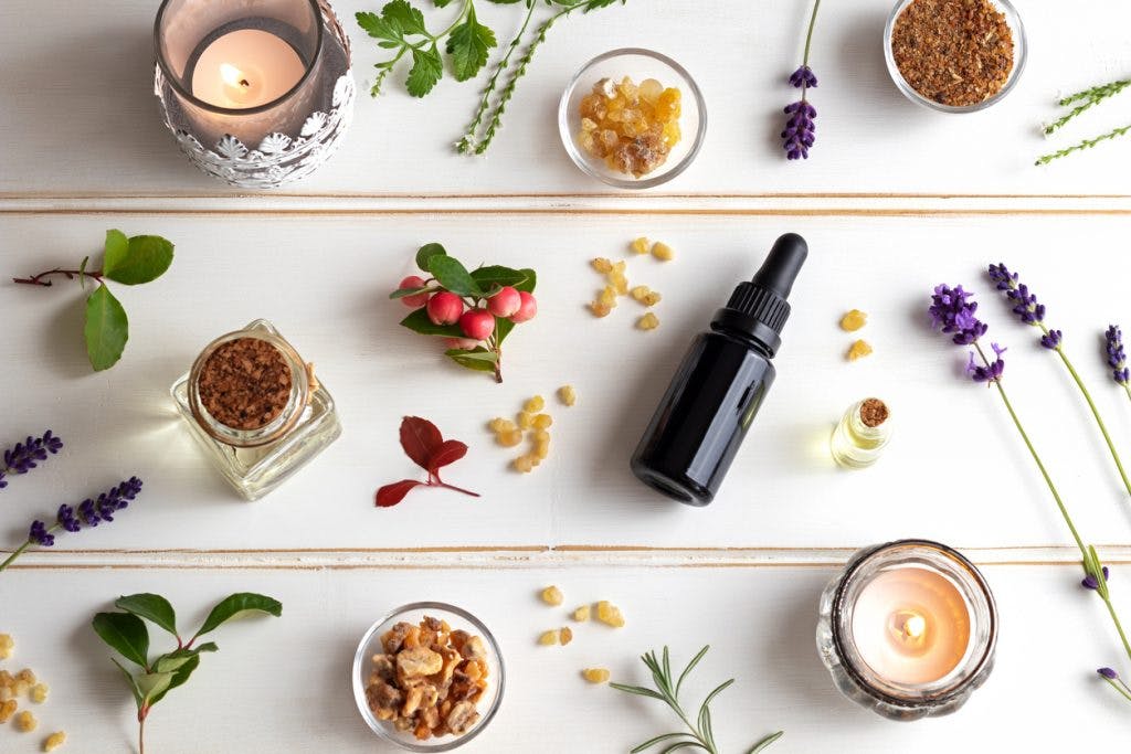 Essential Oils for Brain Injury: The Best Therepeutic Scents